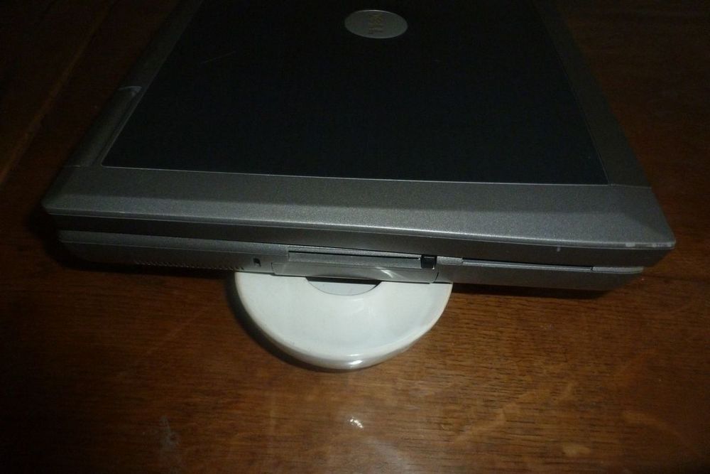 Vintage DELL Laptop Precision M70 (Defekt) in Emmen für CHF 34.2 – mit ...