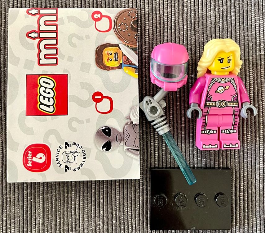 Lego Minifigure Series 6 - Intergalactic Girl (Neu (gemäss Beschreibung ...