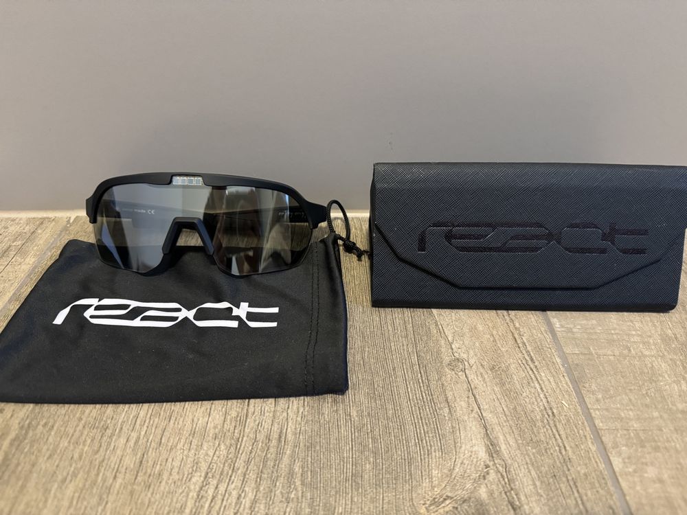 React Optray Onyx, Sportbrille (Gebraucht) in Ilanz für CHF 205 – mit Lieferung auf Ricardo kaufen