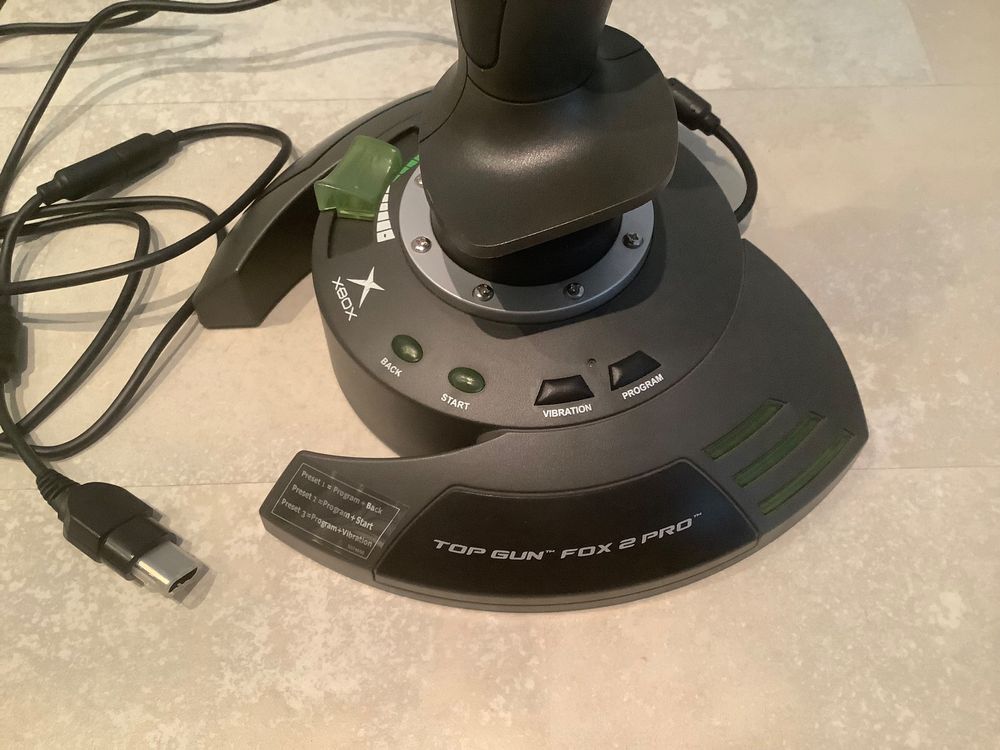 Xbox Gen. 1 Joystick Thrustmaster Top Gun Fox 2 Pro | Acheter sur Ricardo