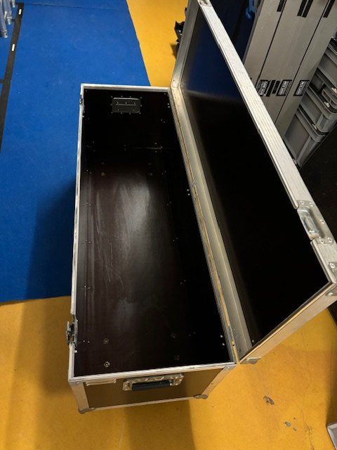 Roadcase 125x39x39cm (Gebraucht) in Hermetschwil-Staffeln für CHF 280 – nur Abholung auf Ricardo ...