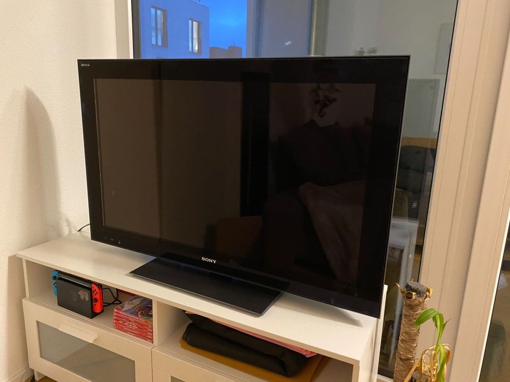 Sony Bravia (40 Zoll) KDL - 40HX700 (Gebraucht) in Aesch BL für CHF 52 ...