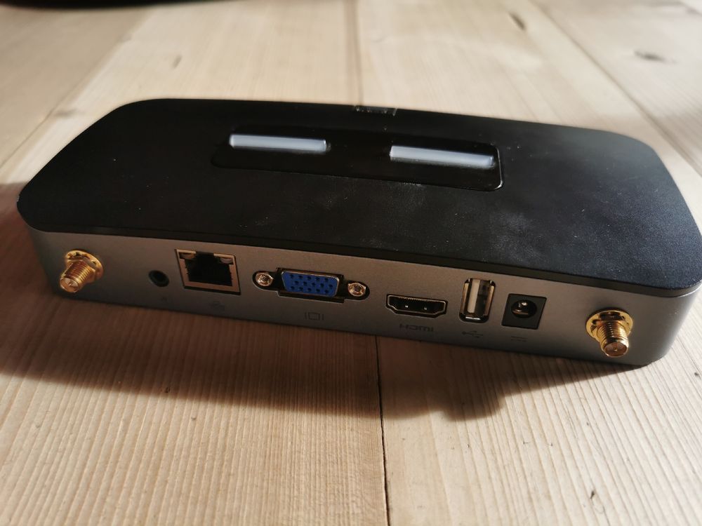 Barco R9861008 Wireless Presentation System (Gebraucht) in Linden für ...