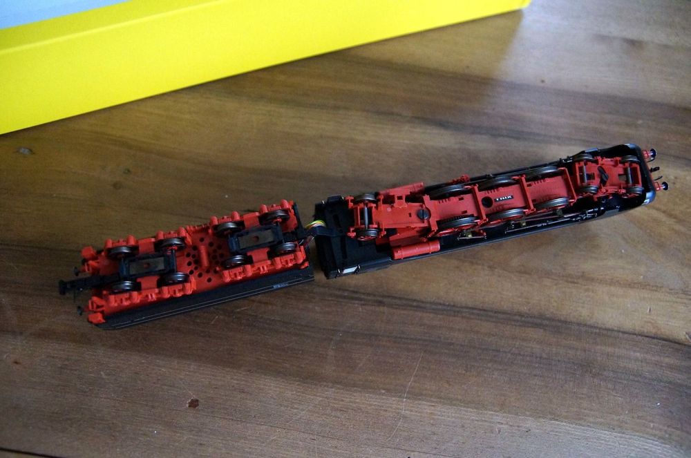 Trix 22705 - DB Baureihe 10 001 (Gebraucht) in Schönenwerd für CHF 192 – mit Lieferung auf ...