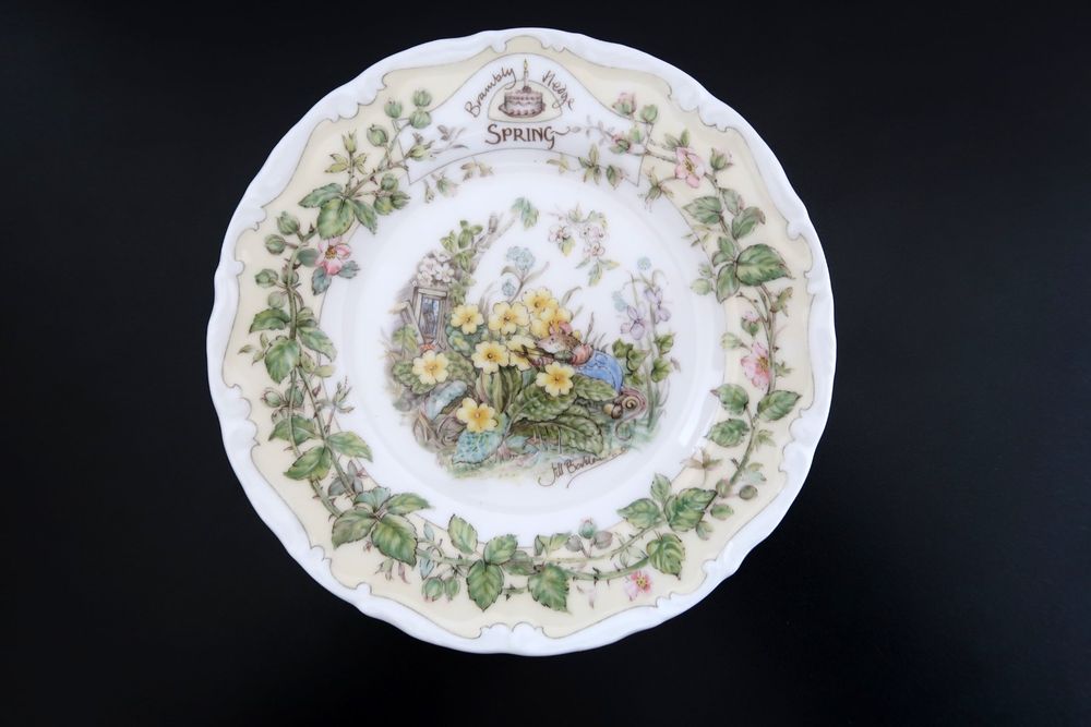 Porzellan-Teller ROYAL DOULTON "Brambly Hedge - SPRING" (Gebraucht) in ...