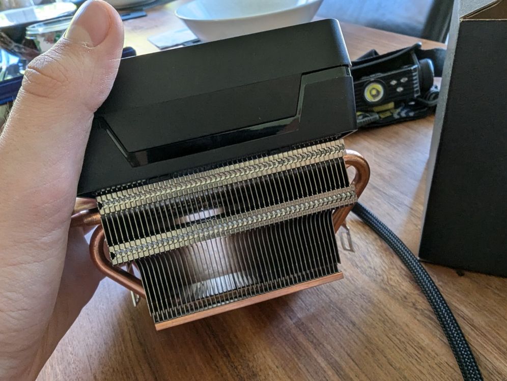 AMD Wraith Prism RGB CPU Cooler AM5 (Neu (gemäss Beschreibung)) in ...