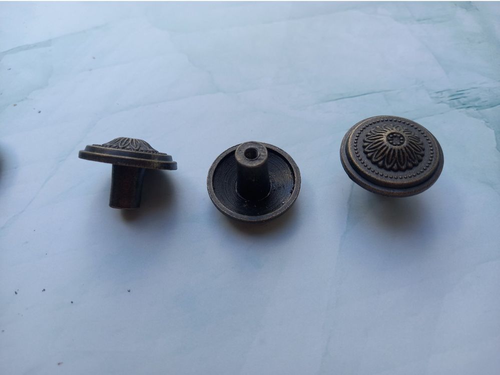 10x Möbelknauf im Antikstil - Bouton de meuble (Neu und originalverpackt) in Bremblens für CHF ...