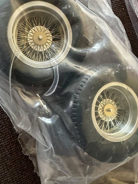 Ferrari 500 F2 échelle 1/12 MG model (Neu und originalverpackt) in ...