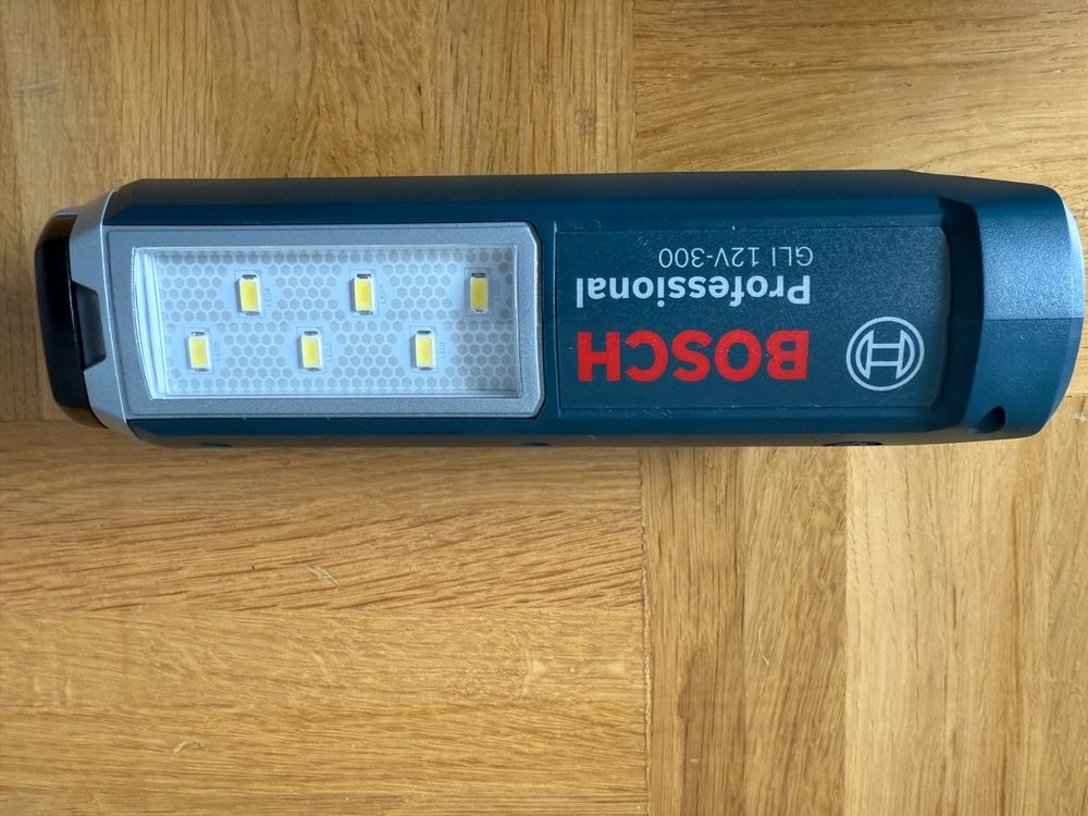 Bosch Professional GLI 12V-300 Akku Lampe (solo) (Neu und ...