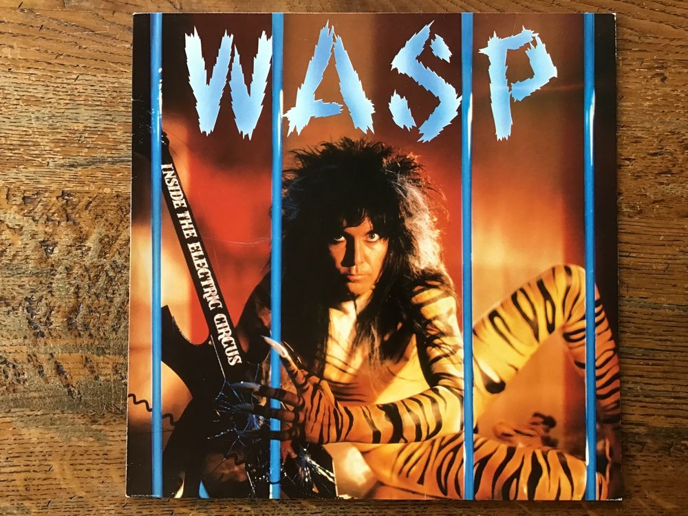 Heavy metal LP Wasp cover avec sticker | Kaufen auf Ricardo