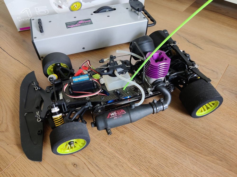 Serpent 835 mit Starterbox (D'occasion) à Wollerau pour CHF 301 – avec ...