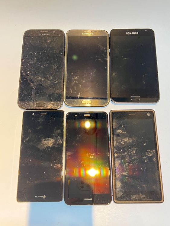 Téléphones android défectueux dès 1frs.- (Defekt) in Lausanne für CHF 2 ...