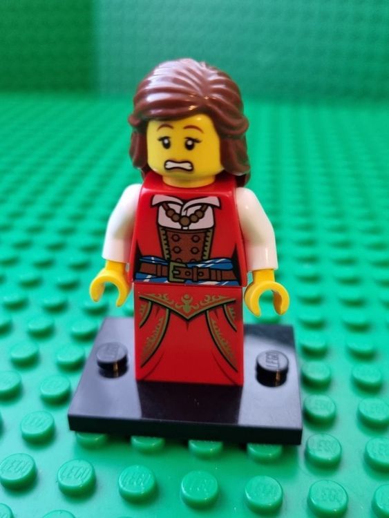 LEGO Minifigure Castle Maiden / Lady / Burgfräulein | Kaufen auf Ricardo