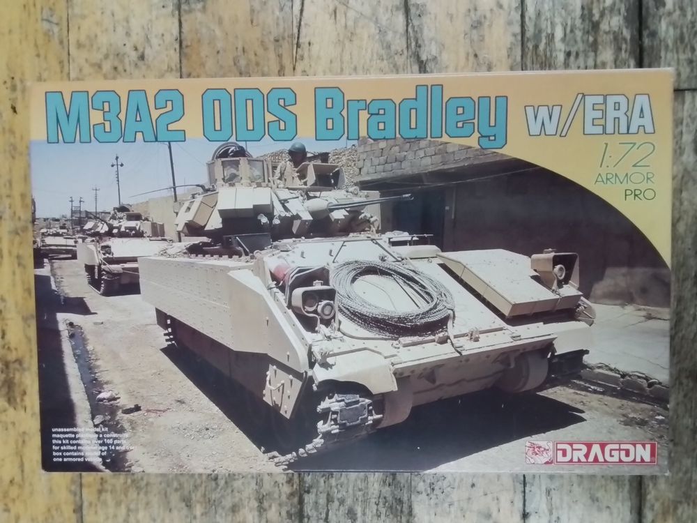 Dragon 7333 M3A2 ODS Bradley w/ERA Panzer Bausatz 1:72 | Kaufen auf Ricardo