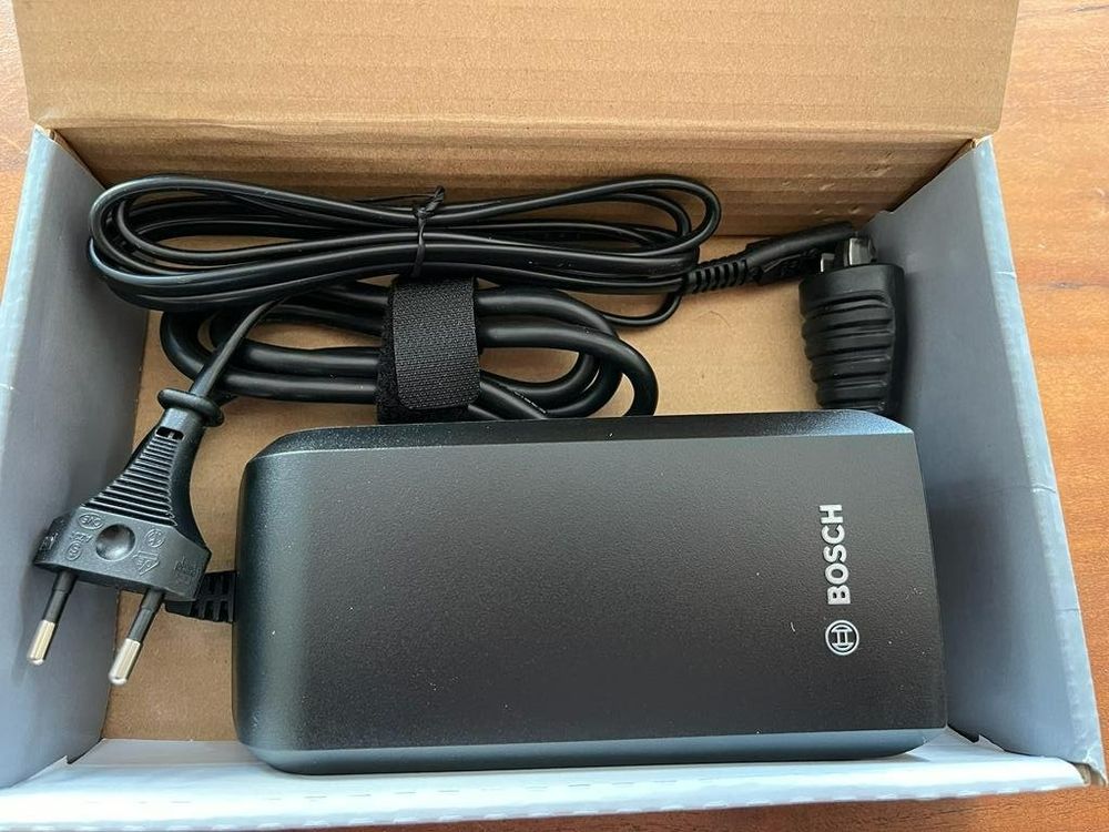 NEU Bosch Compact-Charger 2A Ladegerät E-Bike Akku | Kaufen auf Ricardo