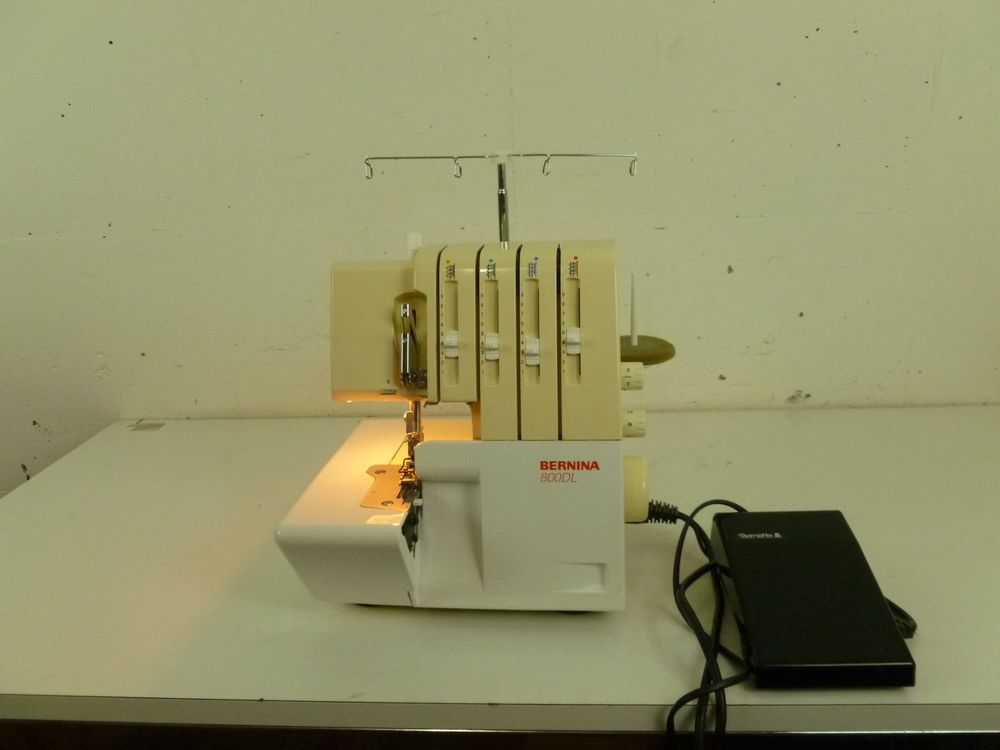 Bernina 800DL Overlockmaschine (Gebraucht) in Fahrweid für CHF 130 ...