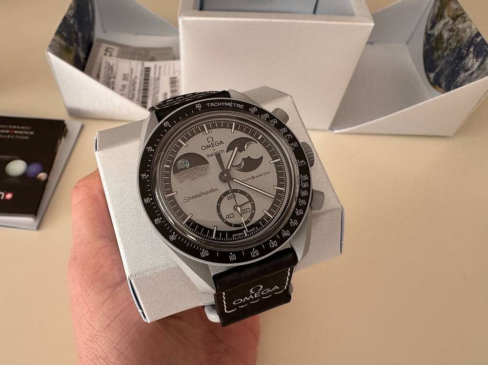 Swatch x Omega Moonswatch Mission to Earthphase (Gebraucht) in Zürich ...