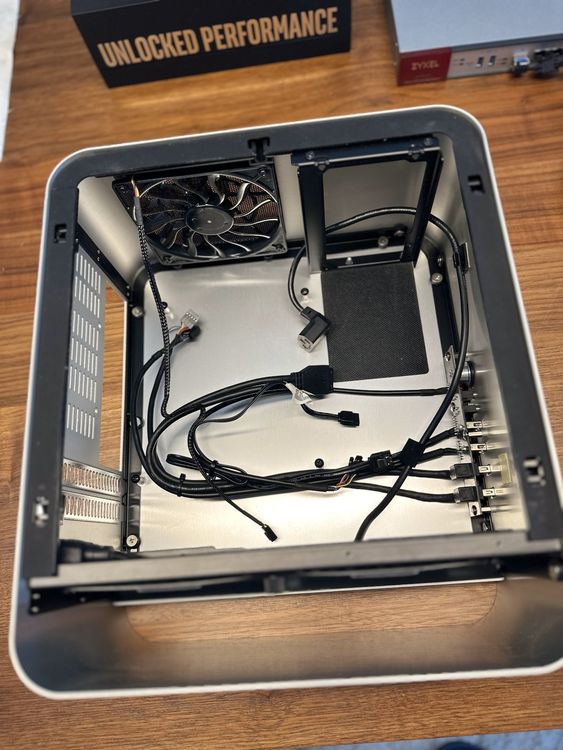 Jonsbo UMX1-PLUS Silver – ITX Mini PC Case (Gebraucht) in Bellinzona ...