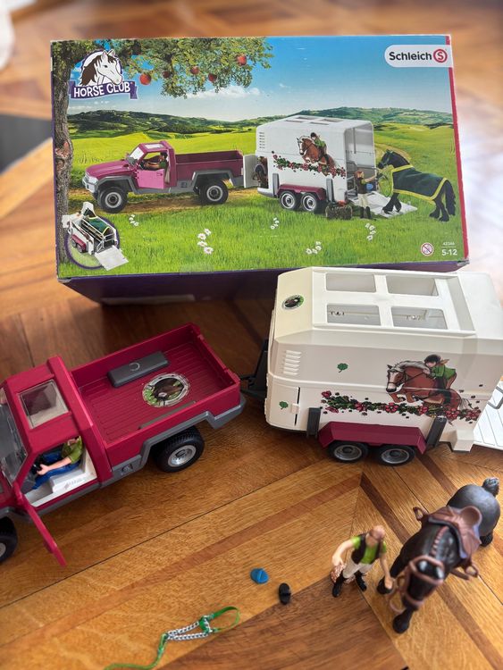 Schleich Horse Club: Pferde Transporter plus 5 Pferde (Gebraucht) in ...