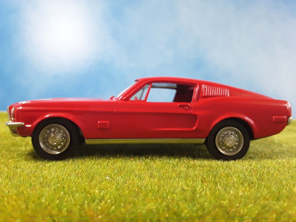 Sammler __ Brooklin Models _ Ford Mustang Fastback _ 1:43 | Kaufen auf ...