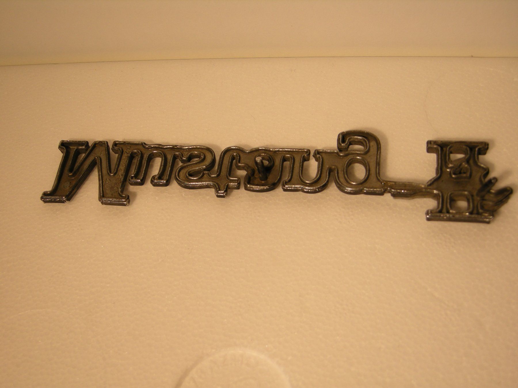 FORD MUSTANG II, EMBLEM, METALL 15 CM LANG, ORGINAL (Gebraucht) in Rüti ...