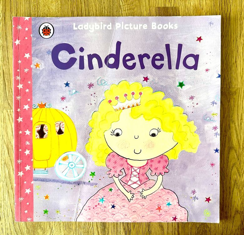 English Book - Cinderella. (Gebraucht) in Amriswil für CHF 2.25 – mit Lieferung auf Ricardo kaufen