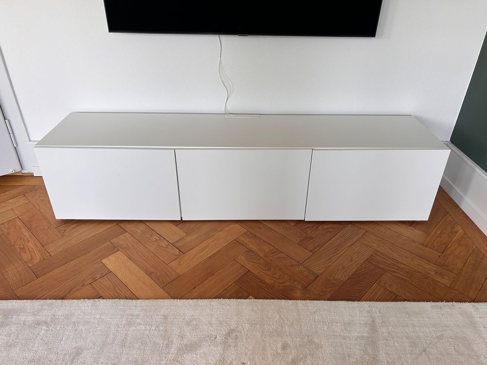 TV-Möbel / Sideboard Besta (IKEA) – 3 Türen, guter Zustand! (Gebraucht ...