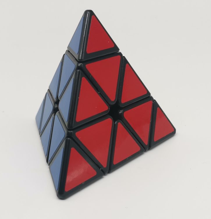 Rubik's Cube / Pyramix (Pyramid Rubik's Cube) | Kaufen auf Ricardo