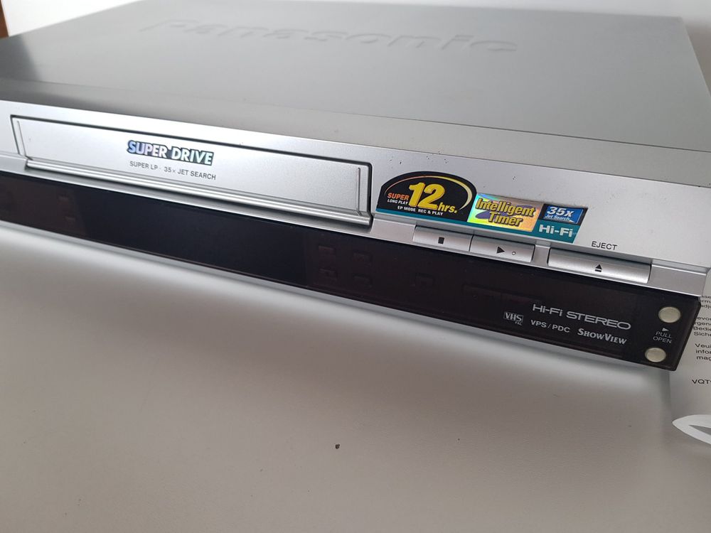 Panasonic Super Drive Hi-Fi VHS Videorecorder [NV-FJ730] Top (Gebraucht ...