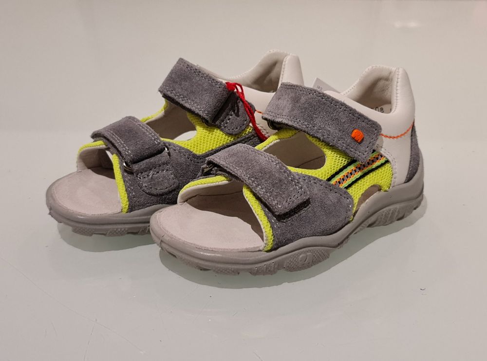 Sandalen Jungen 23