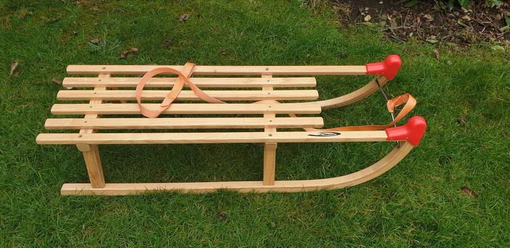 Schlitten Davoser (Gebraucht) in Wil SG für CHF 15 – nur Abholung auf ...