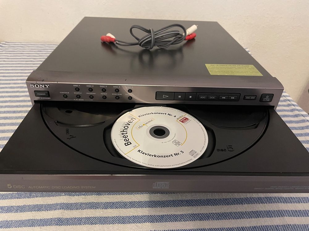 Sony CDP-C422M Cd Player (Gebraucht) in Zürich für CHF 99 – mit ...