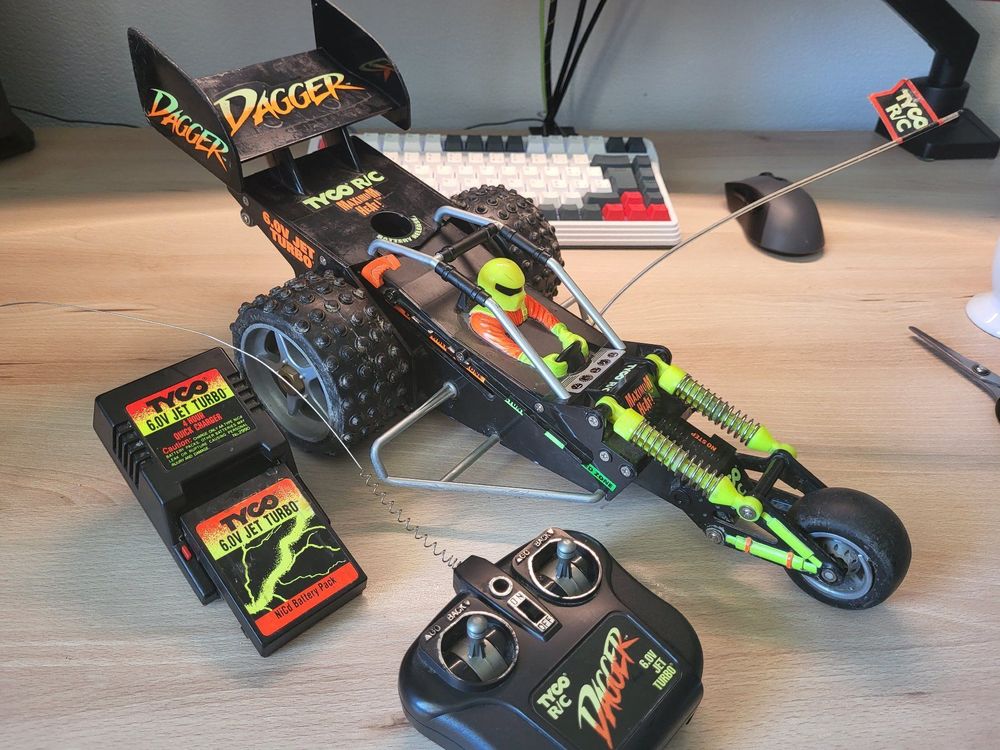 (1996) TYCO Dagger Stunt Vehicle - ferngesteuert - R/C car (Gebraucht ...