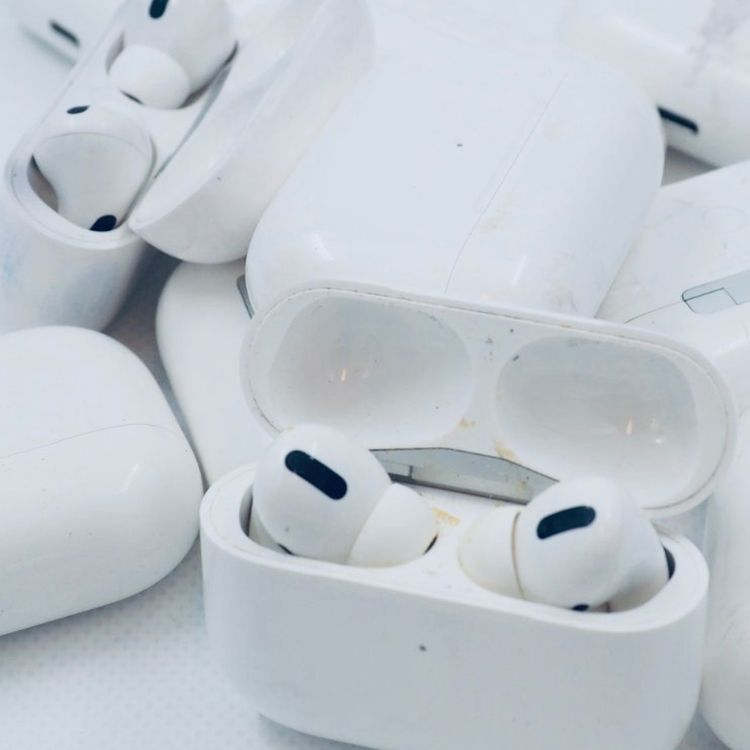 30x Original Apple AirPods Pro 1 Gen. Komplett mit Case (Gebraucht) in ...