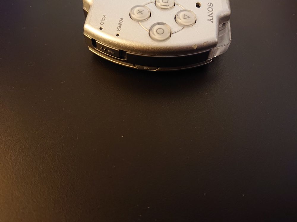 Sony Playstation Portable PSP - Konsole 2004 - Silber - 2GB (Gebraucht ...