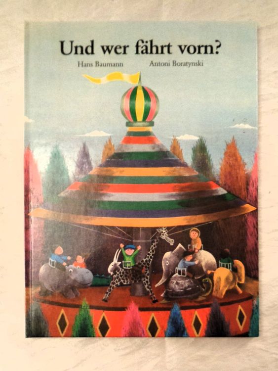 Und wer fährt vorn? / Bilderbuch von Antoni Boratynski (Gebraucht) in ...