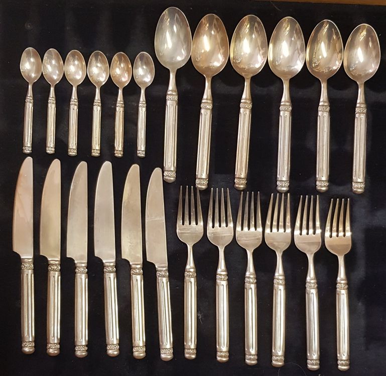 Besteck - Set , 24 teilig , Messing oder Bronze? (Gebraucht) in Merenschwand für CHF 52 – nur ...