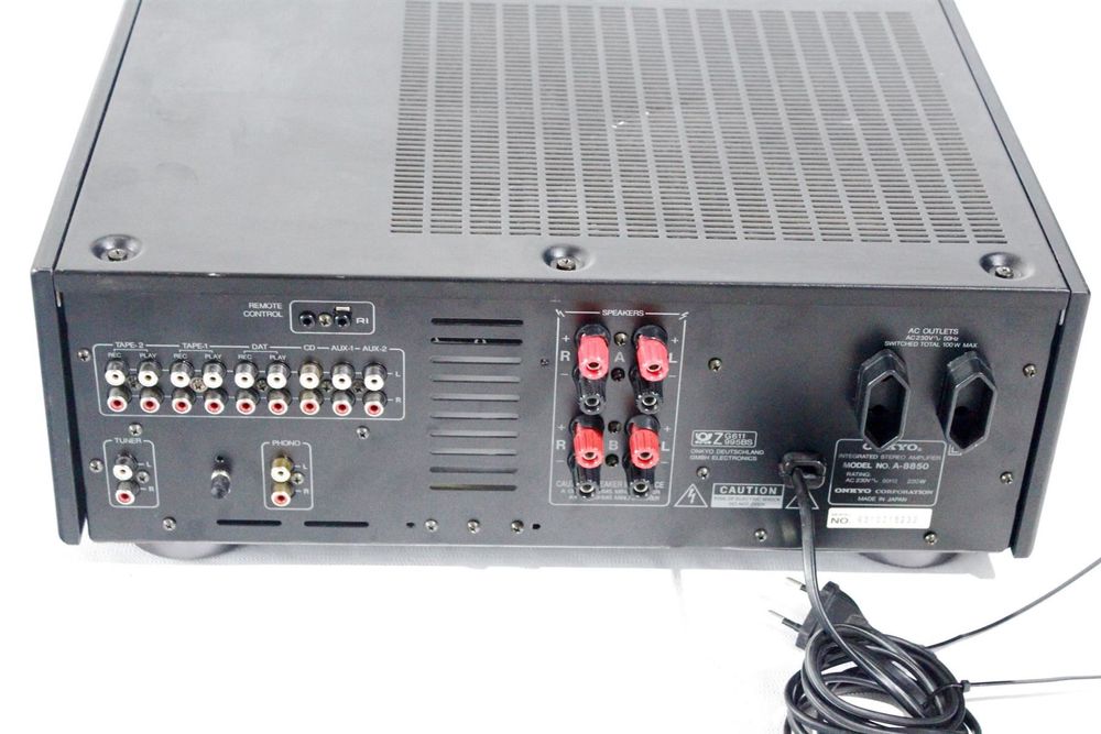 Verstärker - Bolide ONKYO INTEGRA A-8850 (Defekt) in Bern für CHF 75 ...