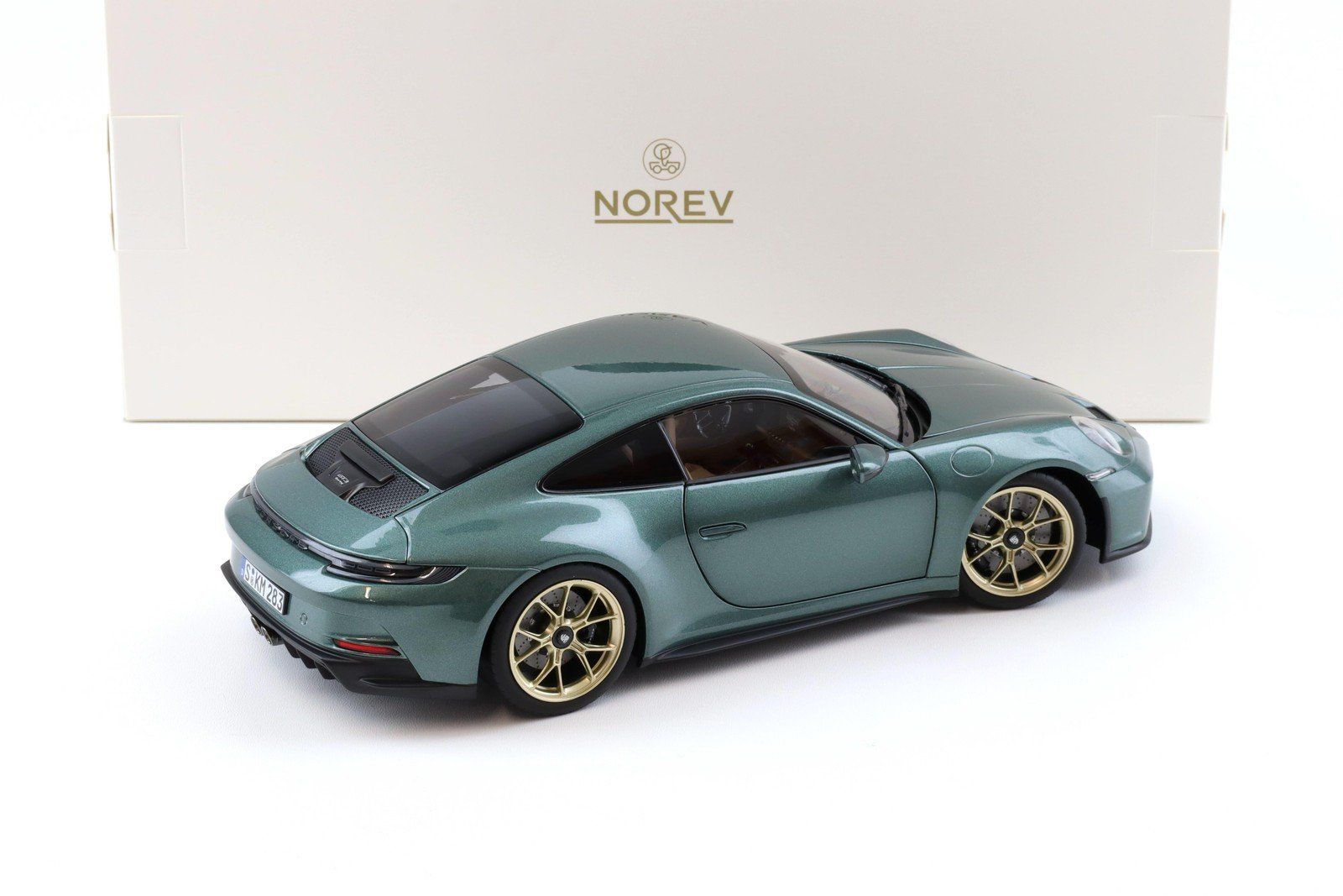 Porsche 911 GT3 Touring 2021 Malachite green 1/18 NEUHEIT (Neu und ...