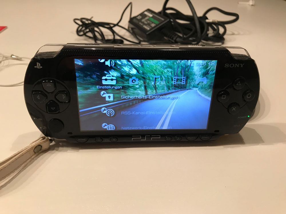 PSP- PlayStation Portable, PSP-1004 (Gebraucht) in Geroldswil für CHF ...