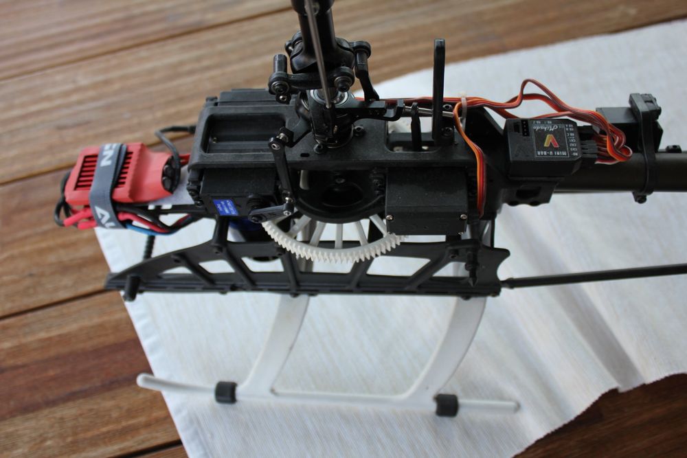 Heli-Pro Revolution 500E mit mini-V-Stabi + Futaba-Empfänger (Gebraucht) in Sursee für CHF 83 ...