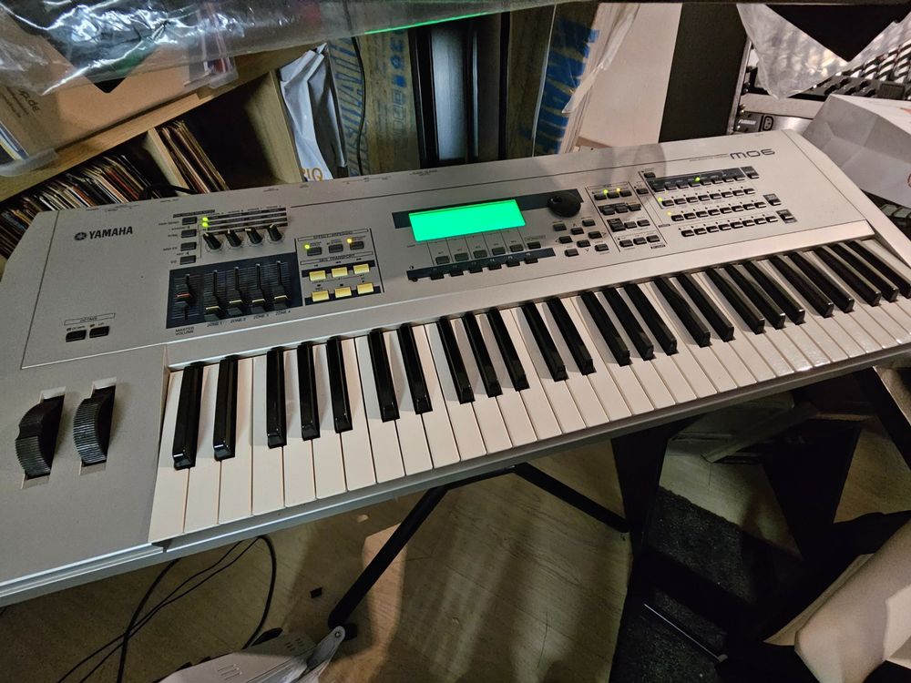 Yamaha MO6 Synthesizer (Gebraucht) in Dübendorf für CHF 200 – nur ...