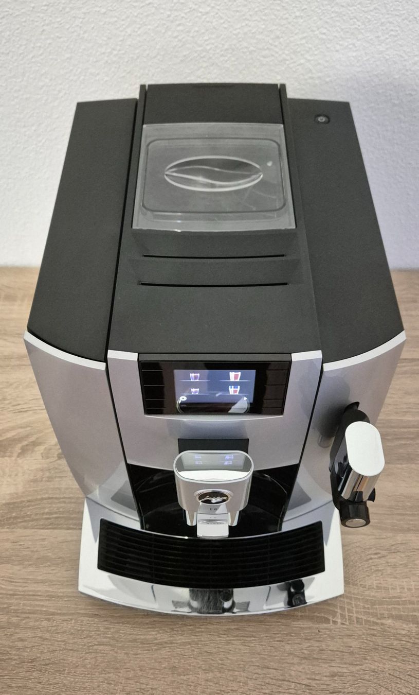 Jura E8 Kaffeevollautomat - Frisch revidiert & Top! (Gebraucht) in Sursee für CHF 599 – mit ...
