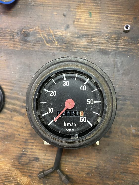 Vdo Tacho (Defekt) in gränichen für CHF 5 – mit Lieferung auf Ricardo ...