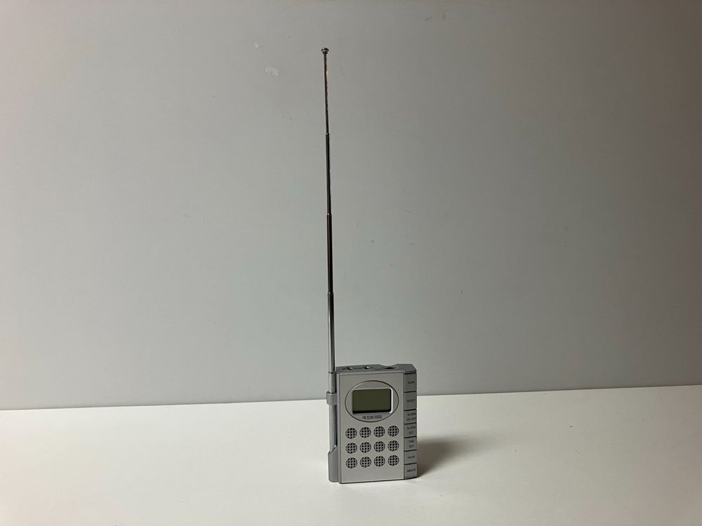 Portabler Mini Auto Scan Radio m. Alarmfunktion ab 1.- (Neu und ...