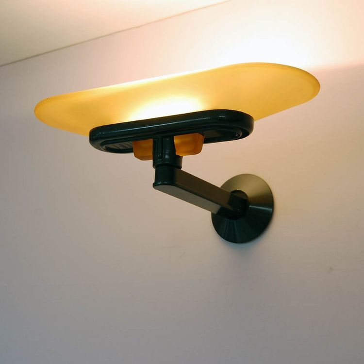 Schöne Design Wandleuchte Jill von Arteluce 80er Jahre (Gebraucht) in ...