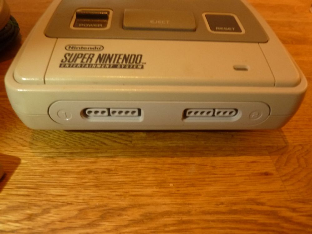 Super Nintendo entertainment System Mod. SNSP 001A FRG (Gebraucht) in ...