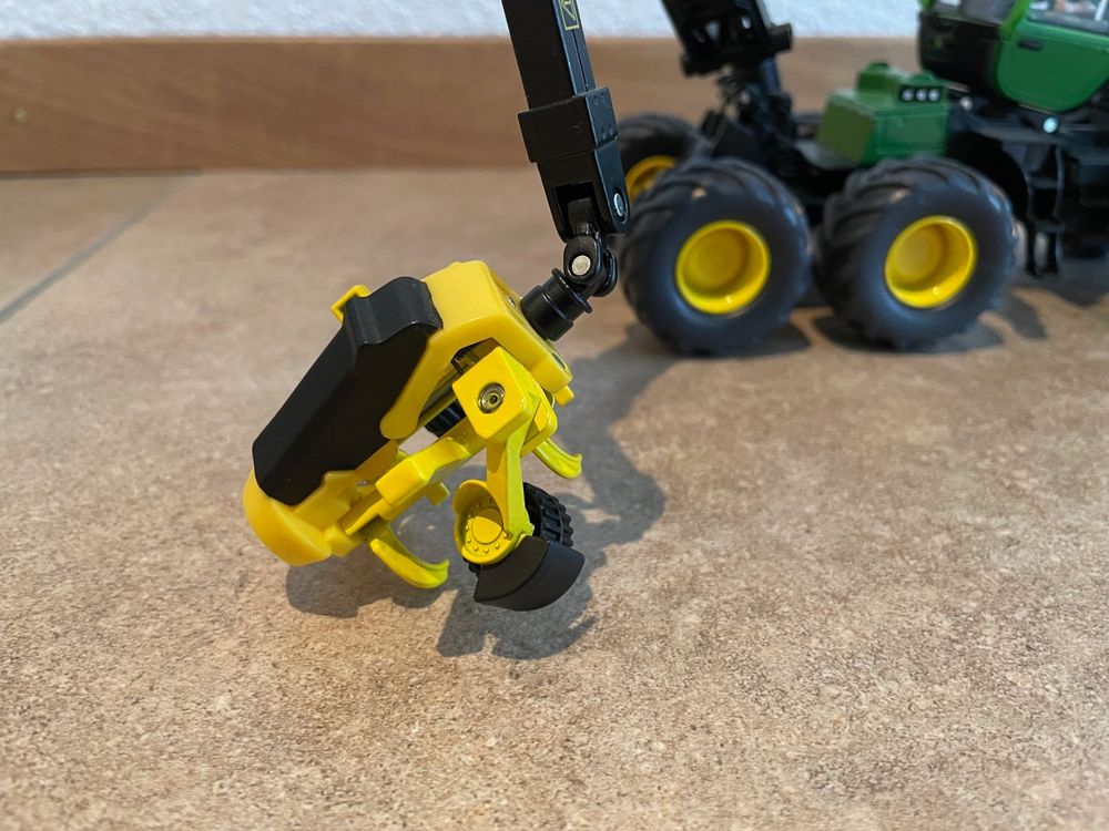 SIKU John Deere Forstmaschine 1470E (Gebraucht) in Kreuzlingen für CHF ...