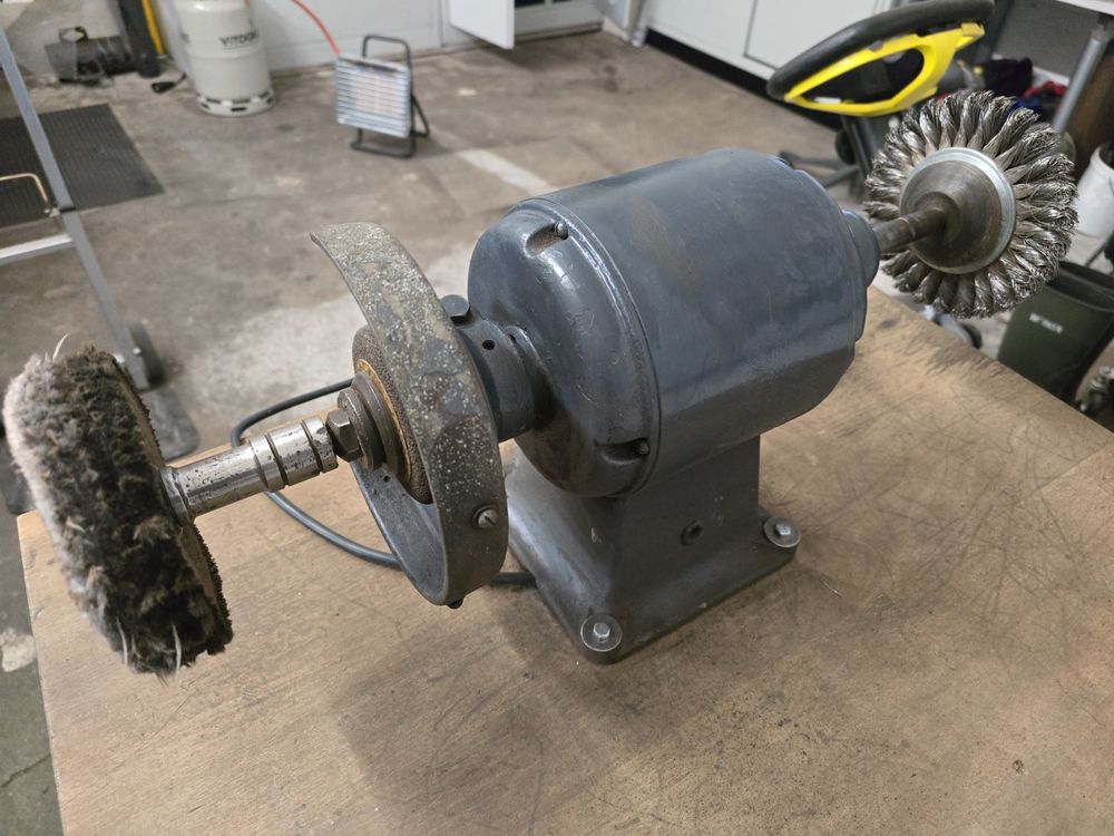 Carl Lott Schleifbock Antik - Scheunenfund (Defekt) in Rebstein für CHF ...