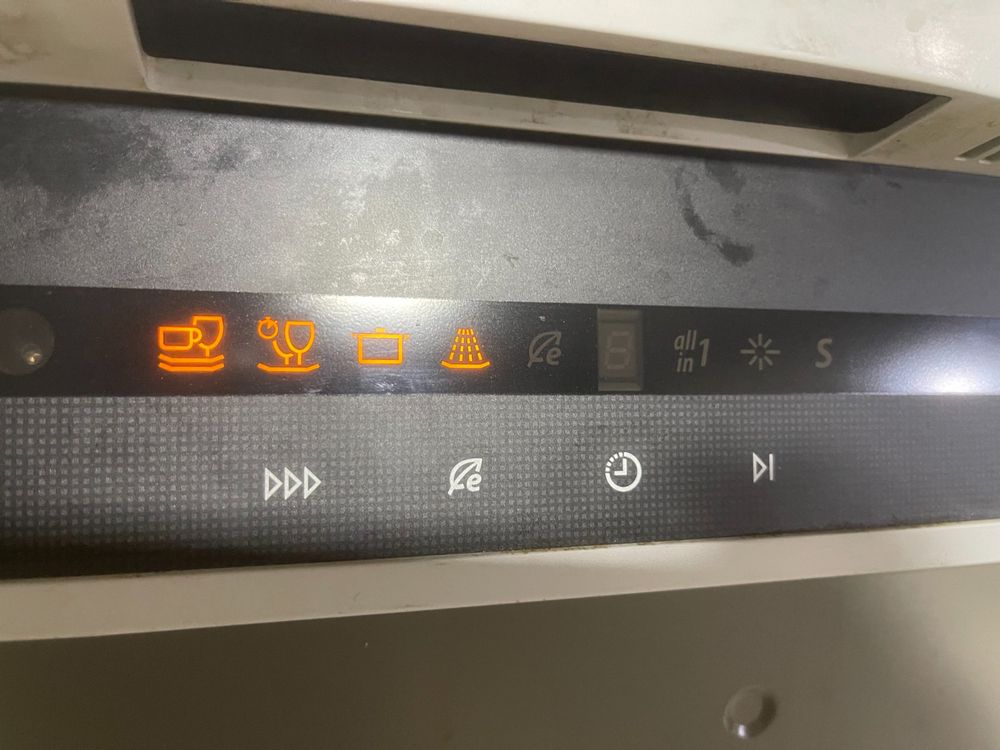 Geschirrspüler V Zug Adora N | Kaufen auf Ricardo